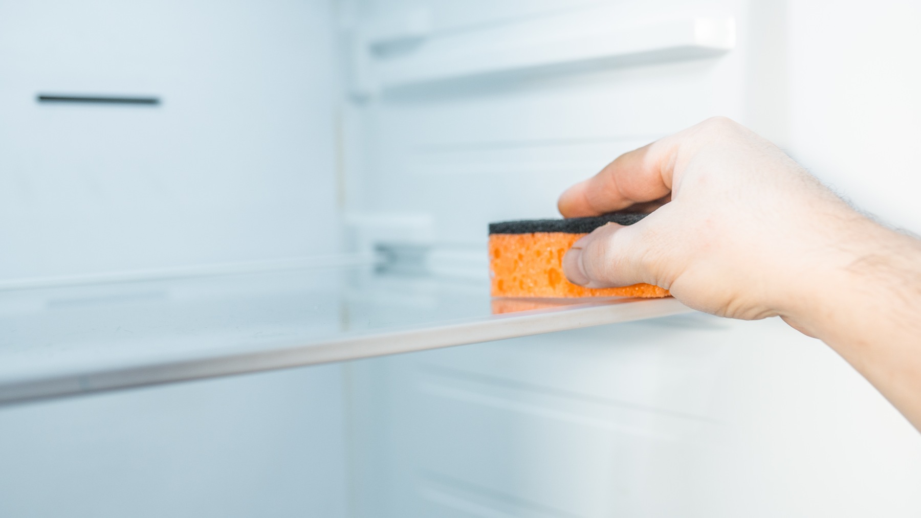 Goodbye ice packs - the game-changing homemade sponge trick that's ...