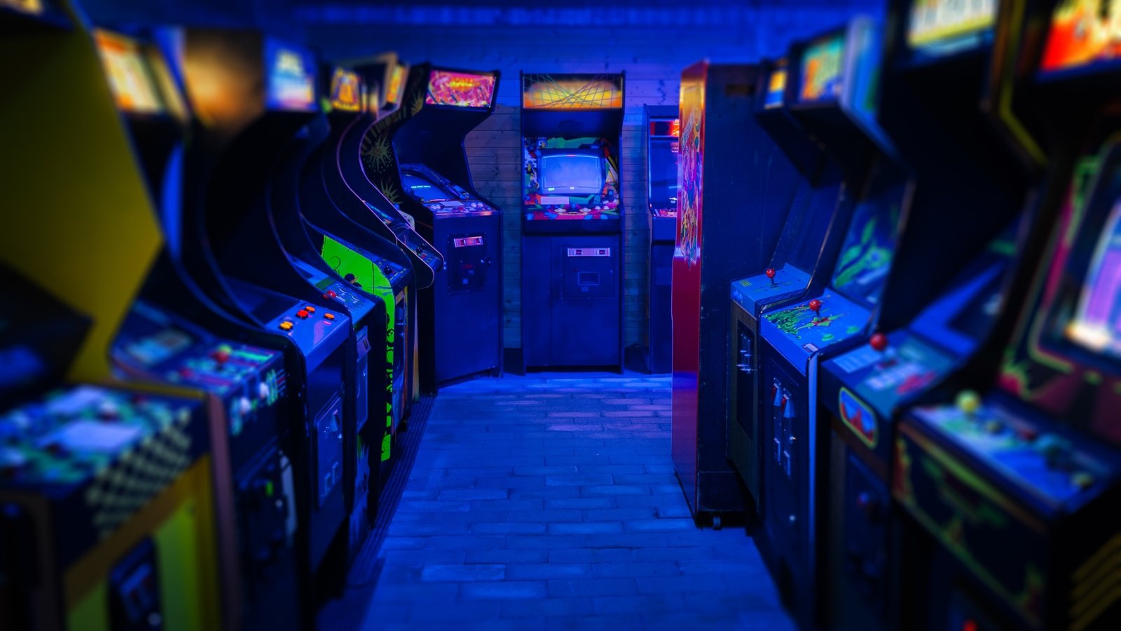 Ni consola ni emulador: este salón recreativo en Madrid es la ...
